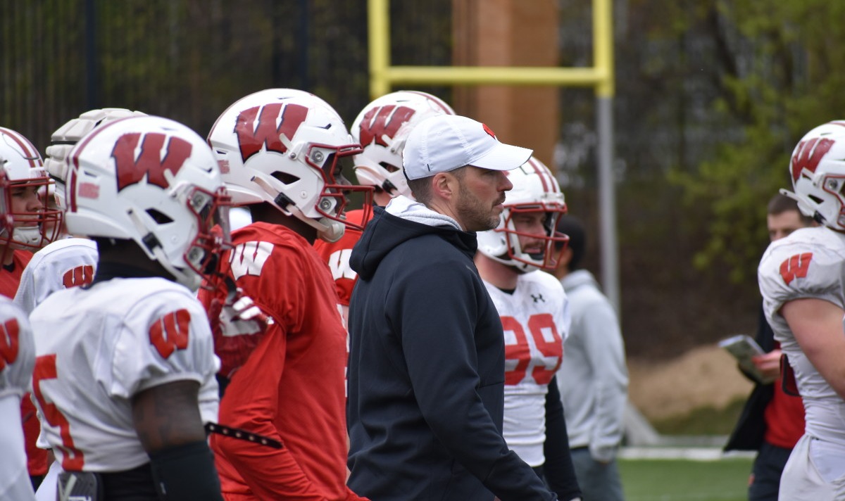 Wisconsin co-defensive coordinator Alex Grinch leaving for promotion