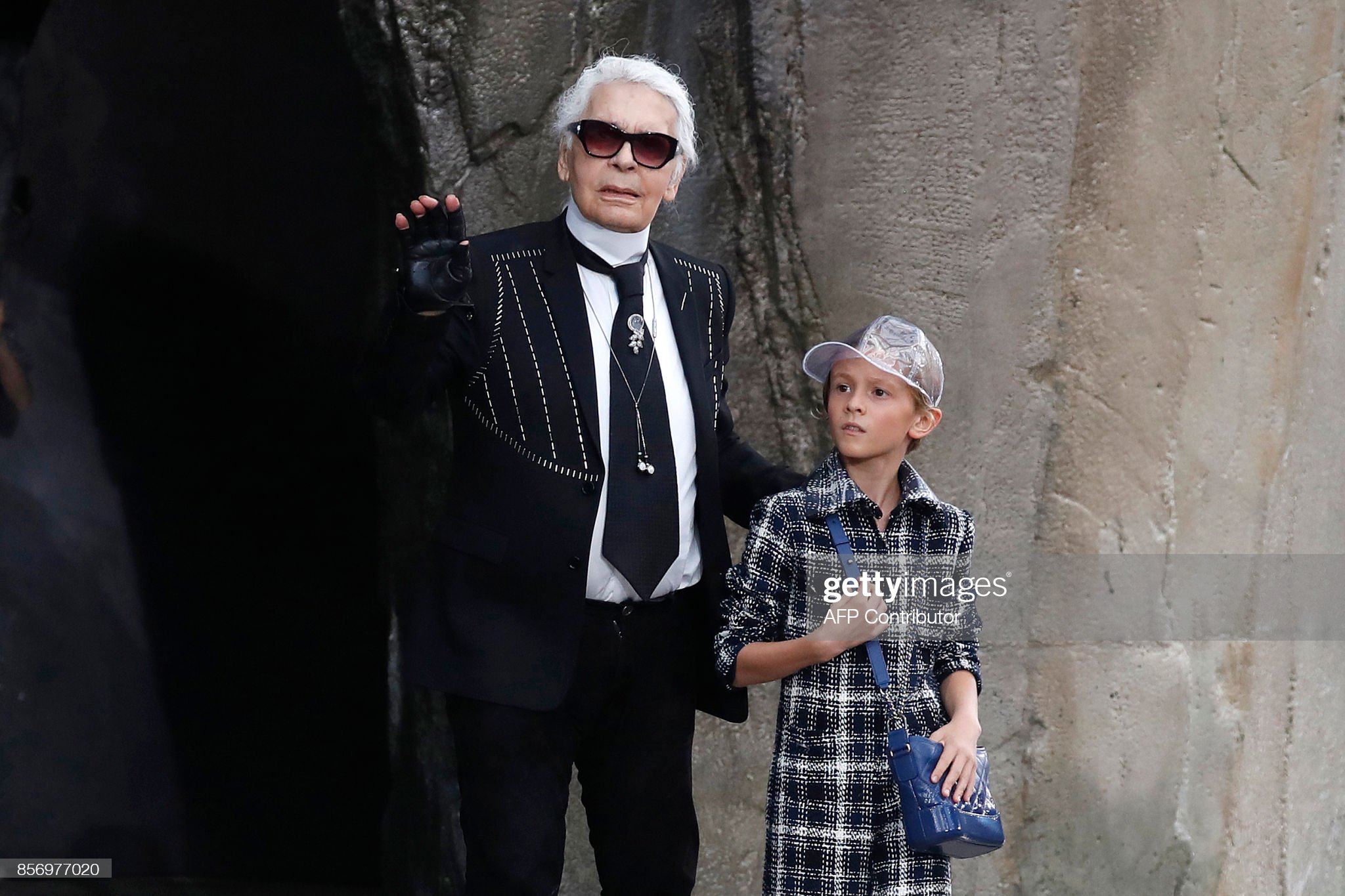 I will infiltrate Shawn Mendes's Smoothie Squad!