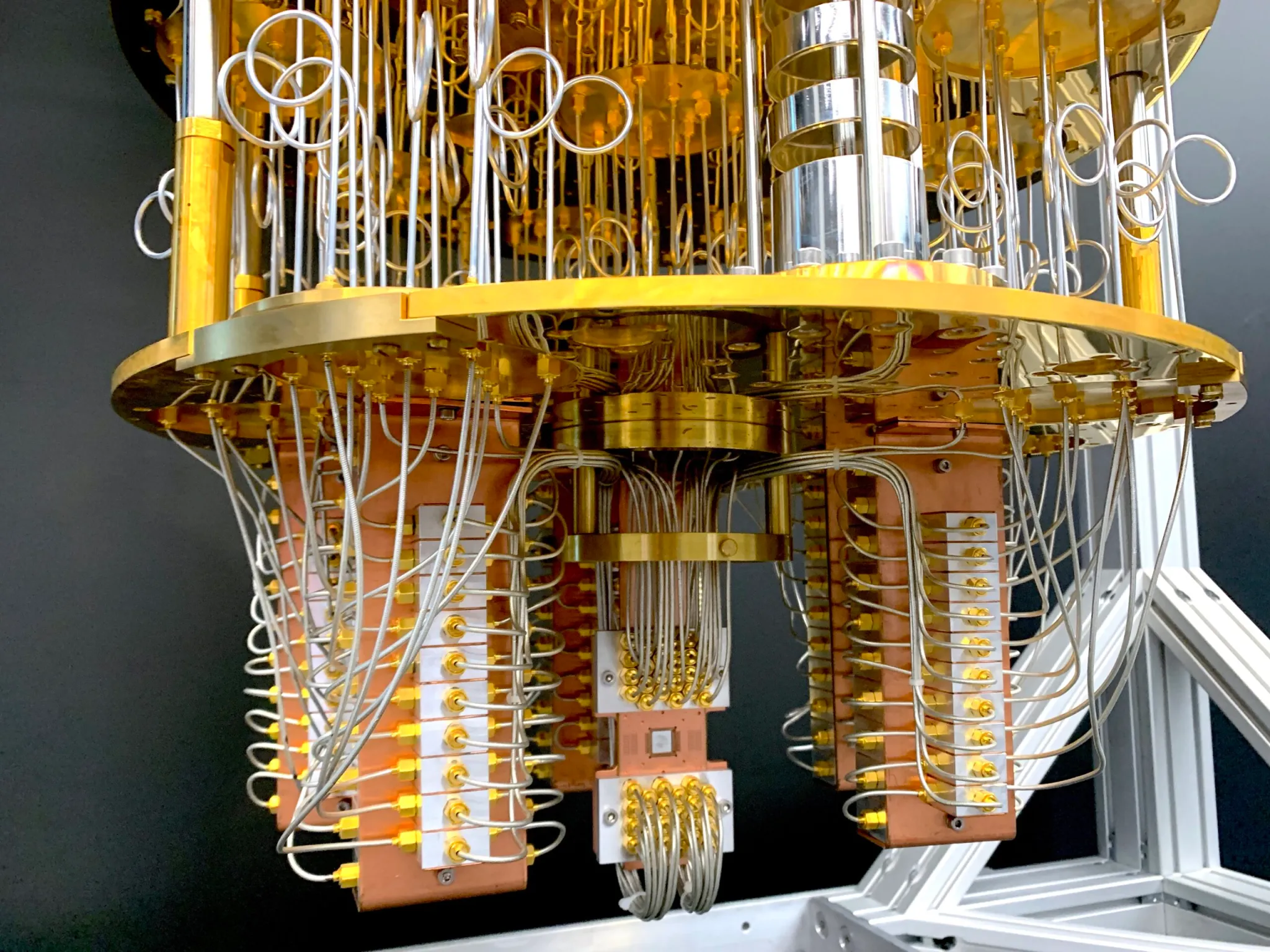 Quantum Entanglement: Understanding the Strange Phenomenon at the Heart ...