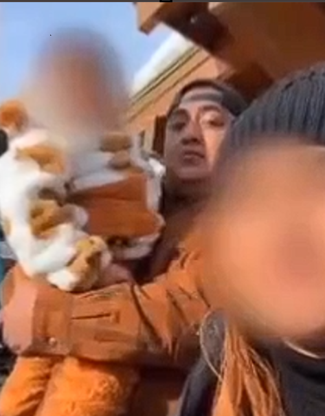 The Crying Intersection: ICE Agents Leave a 2yr Old Alone In A Backseet ...