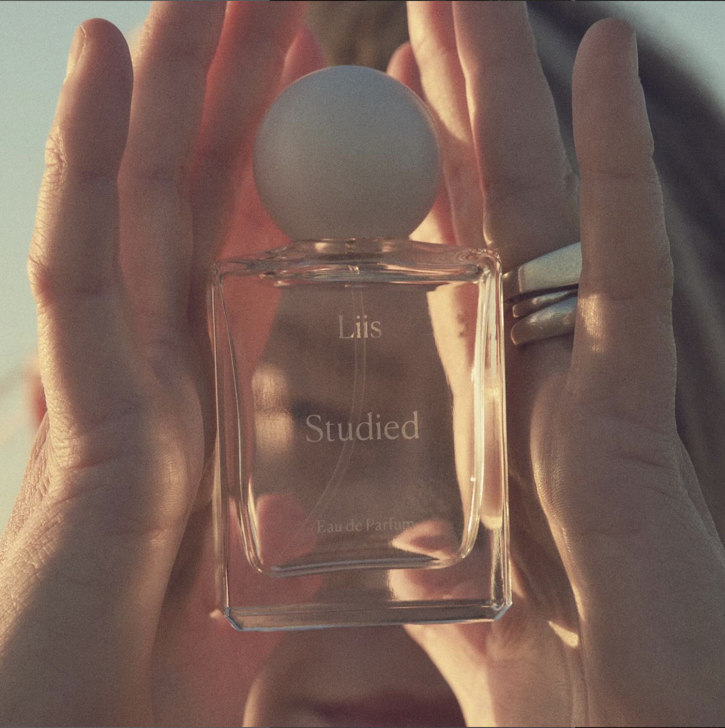 Liis Fragrance Reviews + Perfume TV - by Christina Loff