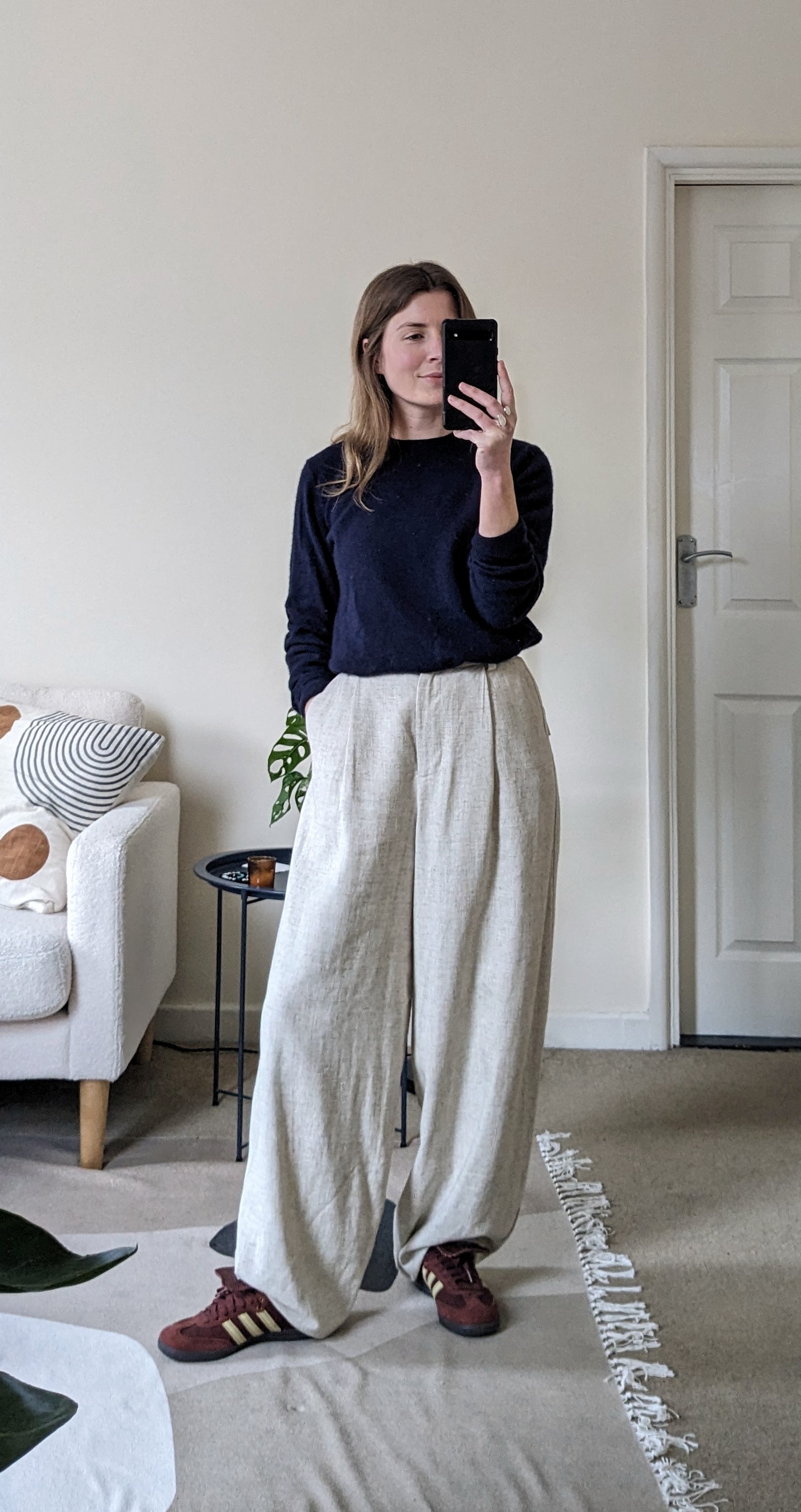 5 Ways to Wear Linen Trousers with Wool Jumpers