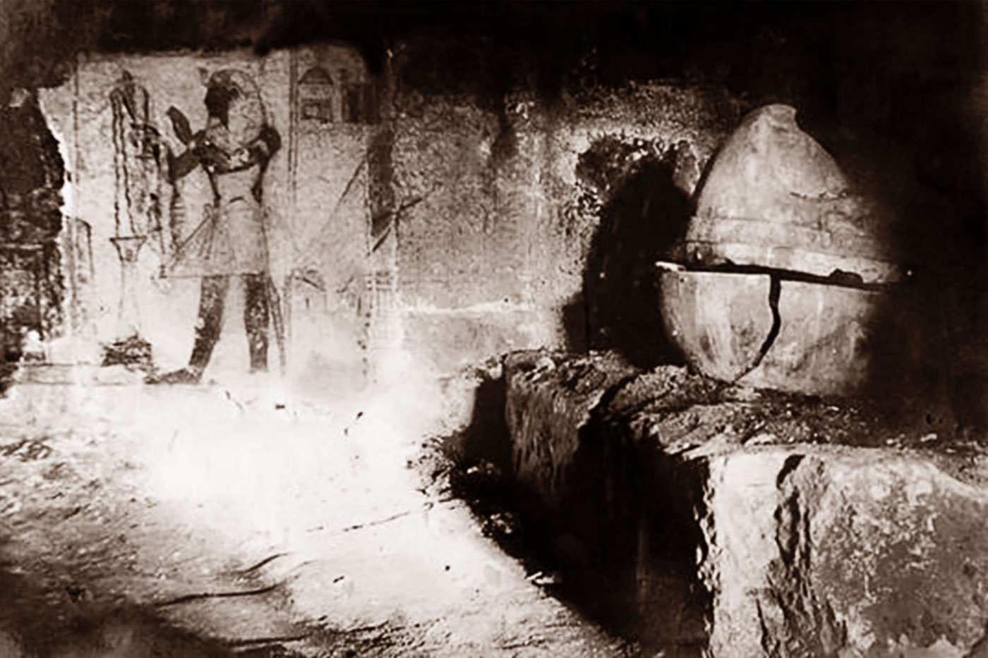 Pierre Montet, the real Indiana Jones, discovered three intact Pharaohs ...