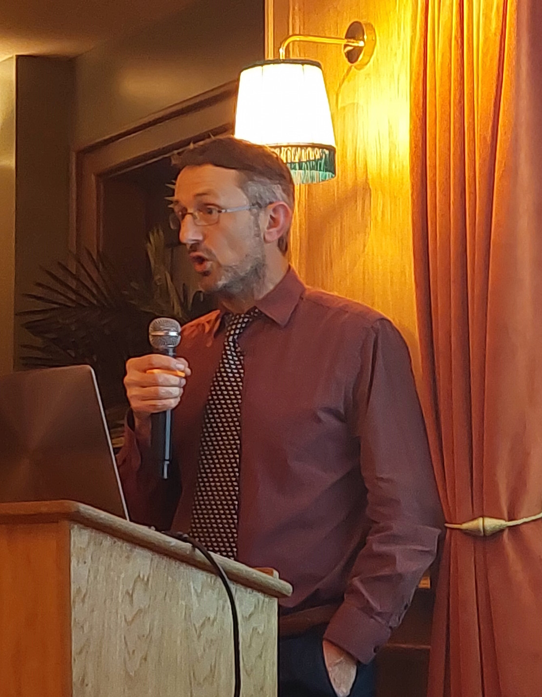 Huge interest in IBR and parasite controls at vets’ spring meeting