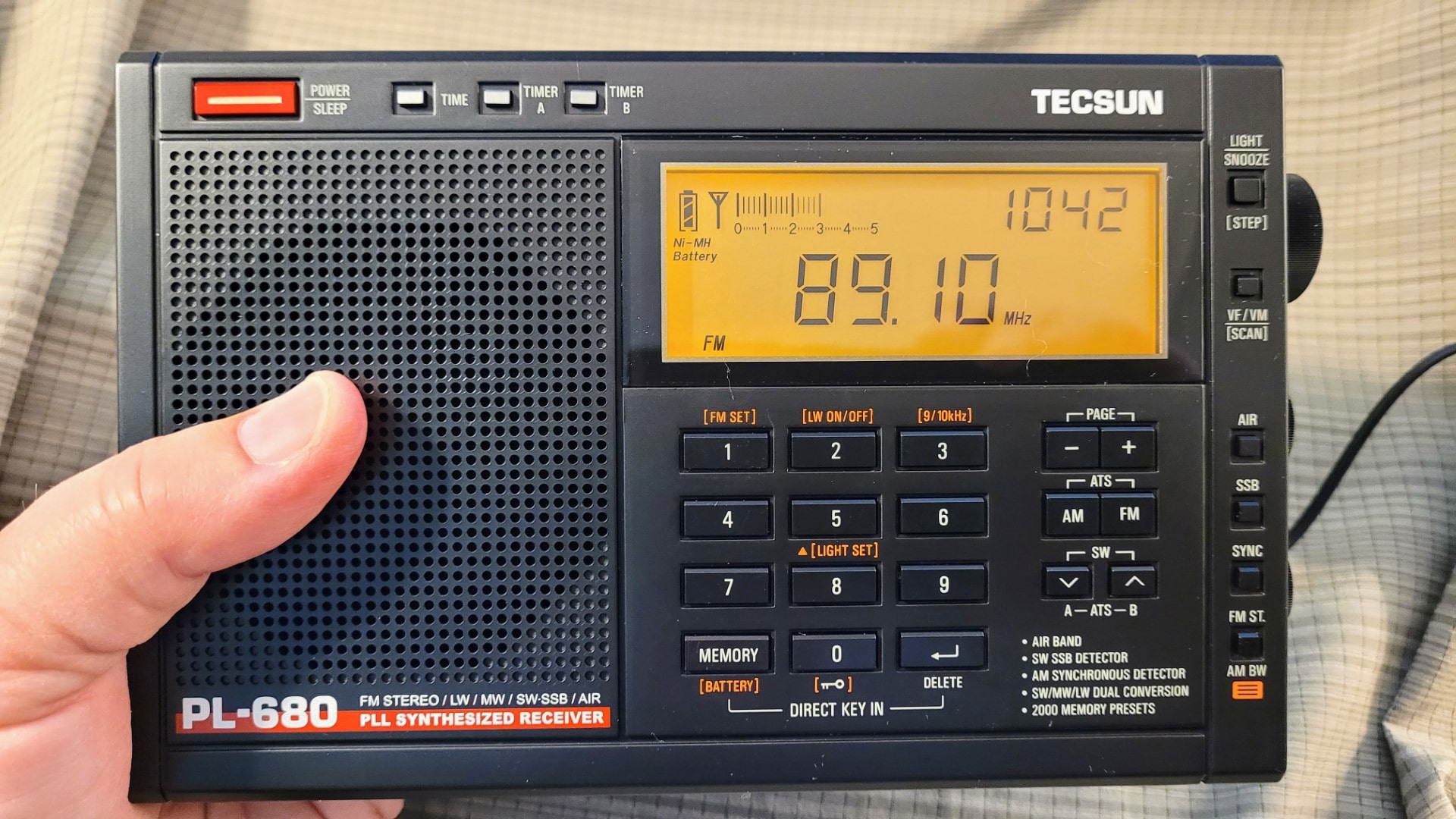 First Impressions: Tecsun PL-680 Receiver
