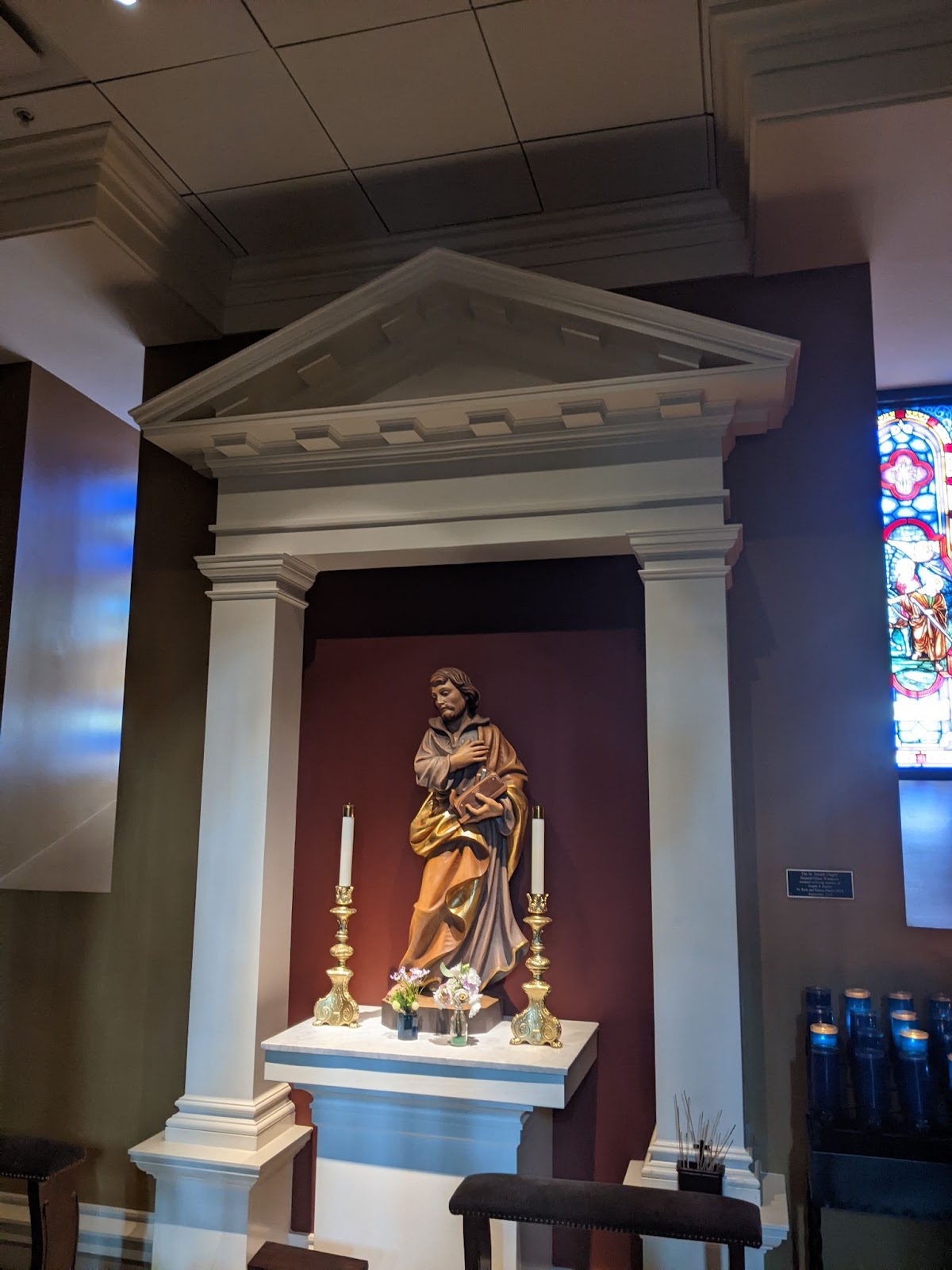 Church Column Types and Their Theological Significance