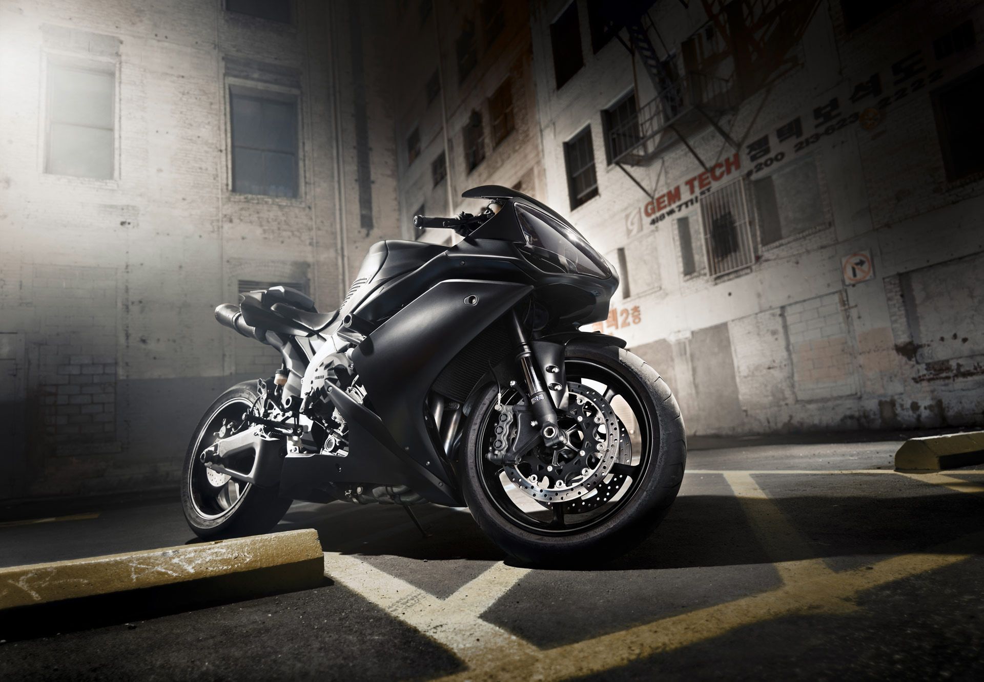 Best Tips for Motorcycle Photography: Capture Awesome Shots