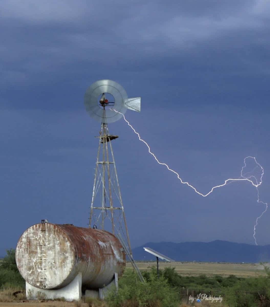 Avoiding Lightning Damage: Part 2 - RVelectricity