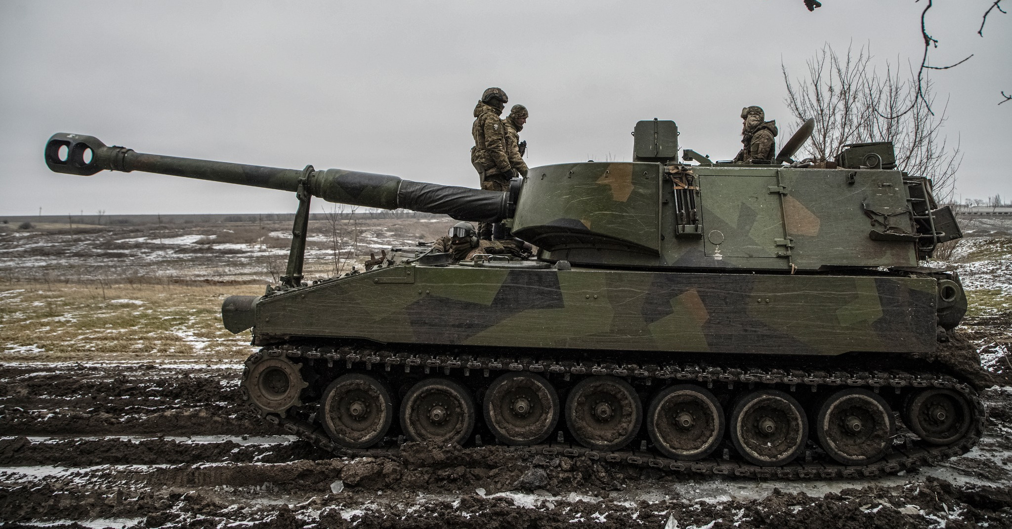 A Weary Ukrainian Brigade Held Off Russia's Huge 90th Tank Division ...