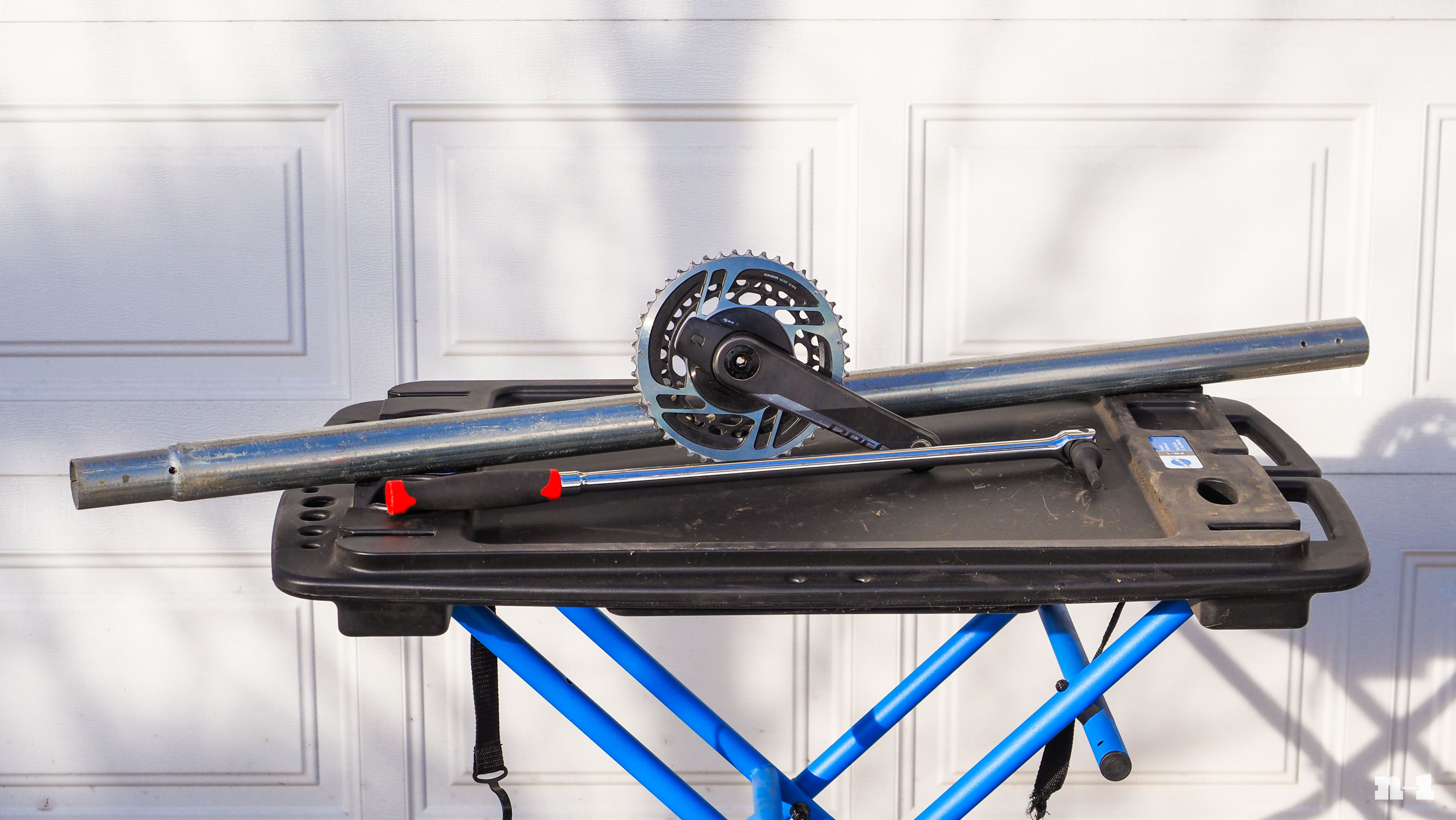 Stop skinning your knuckles on crazy-tight SRAM DUB crank bolts