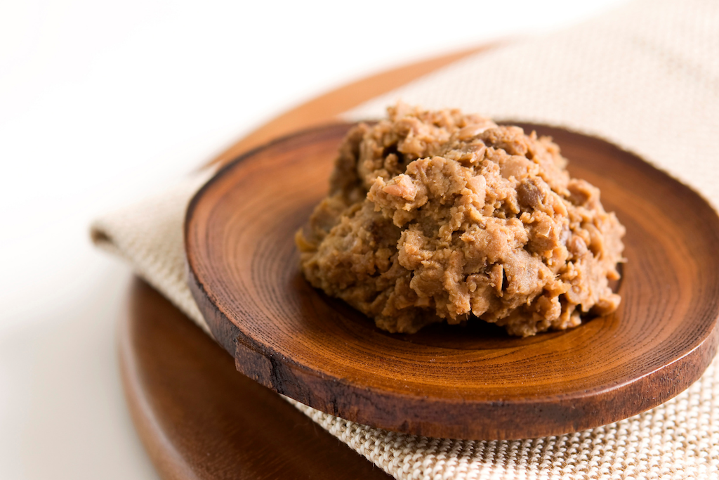 Making Wild-Fermented Meju - QU Fermentation Studio