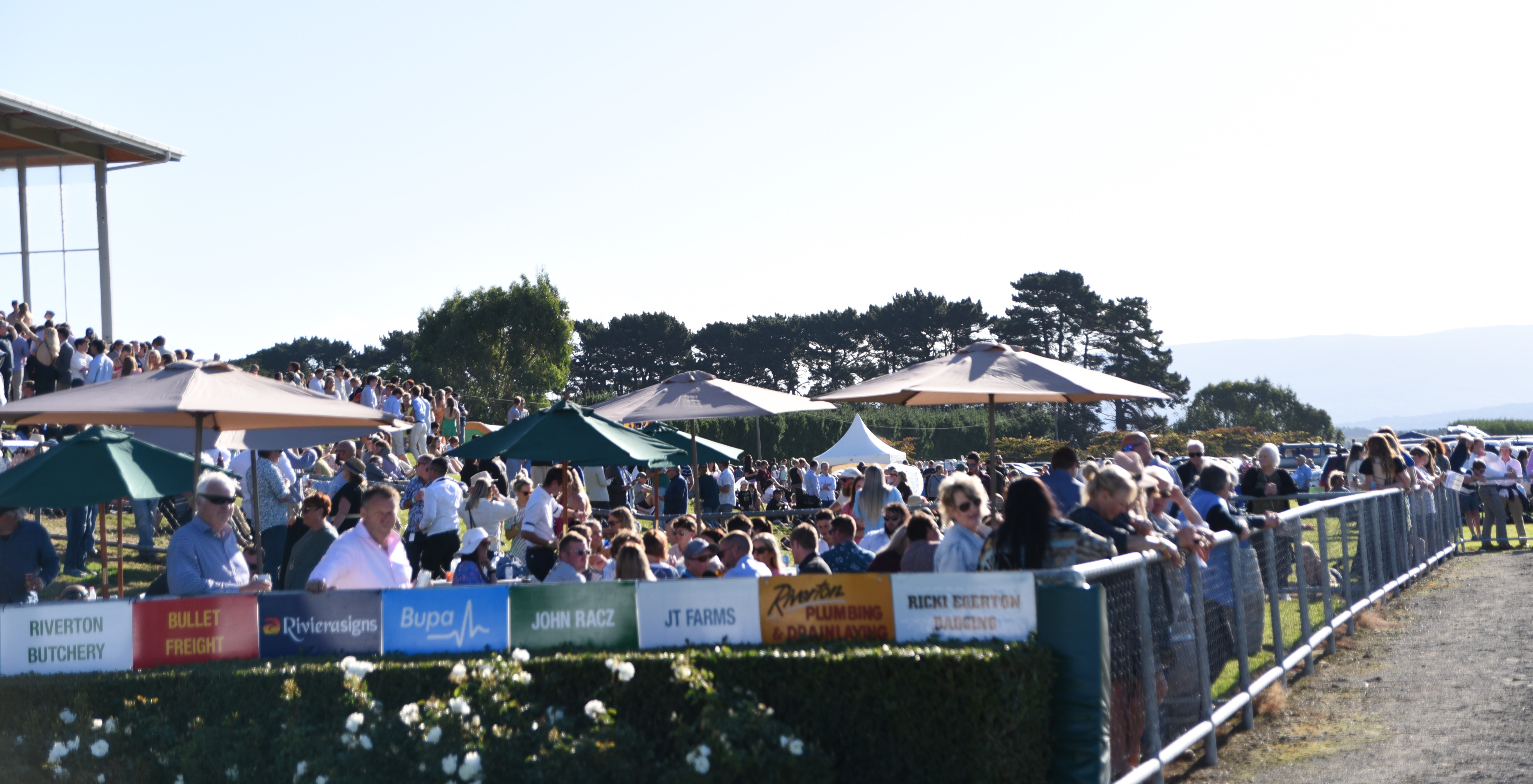 Riverton's biggest day: Town's businesses in for boost