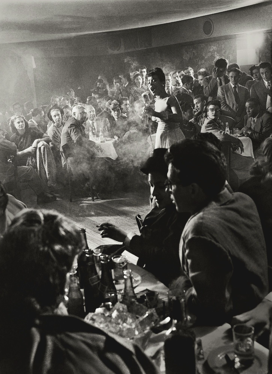 Cole Haddon on Substack: "Singer performing at Café Society in New York City, 1939. I really don ...