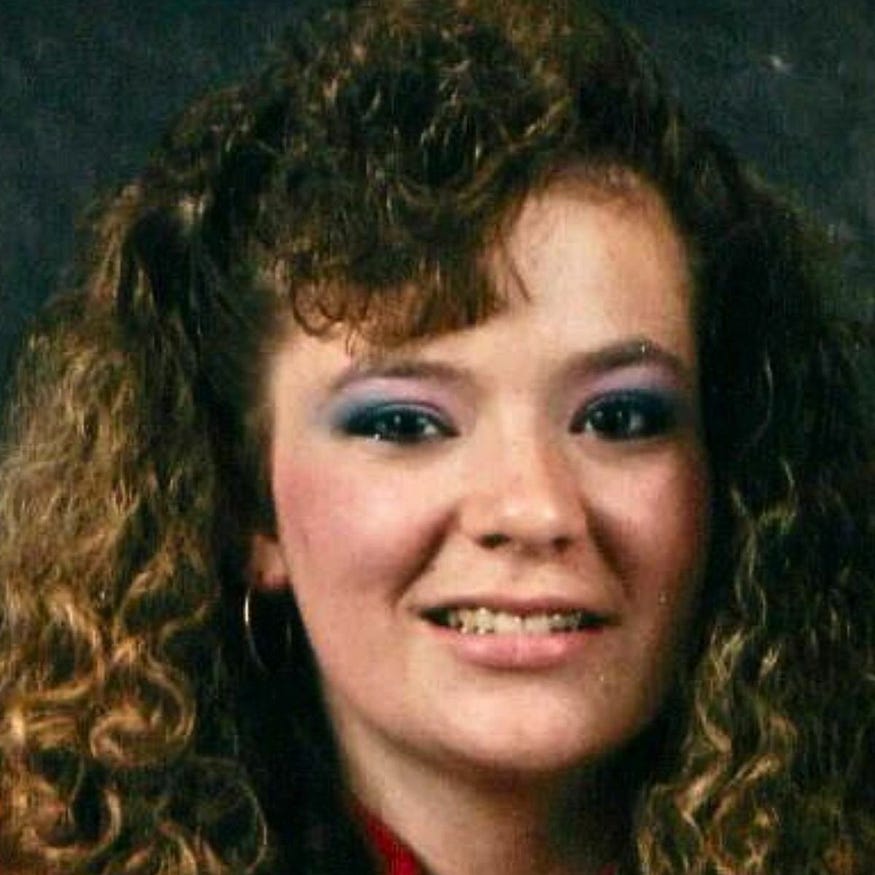 Angela “Angie” Hammond: Missouri Woman Abducted While Using Payphone
