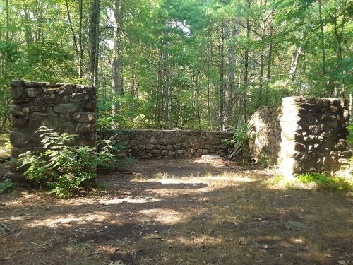 Hiking Arcadia Management Area in Rhode Island - by Sharon