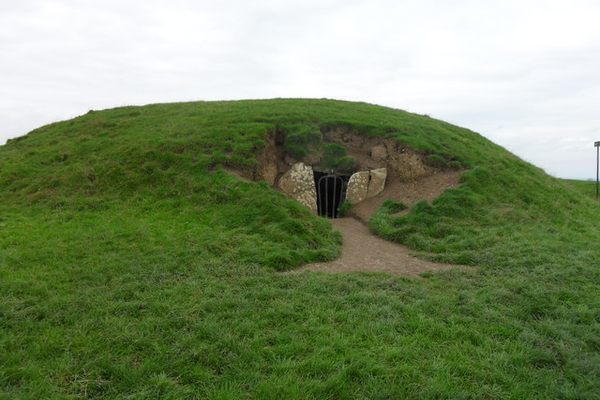 Hag-ography: Mapping the Hag Across Europe