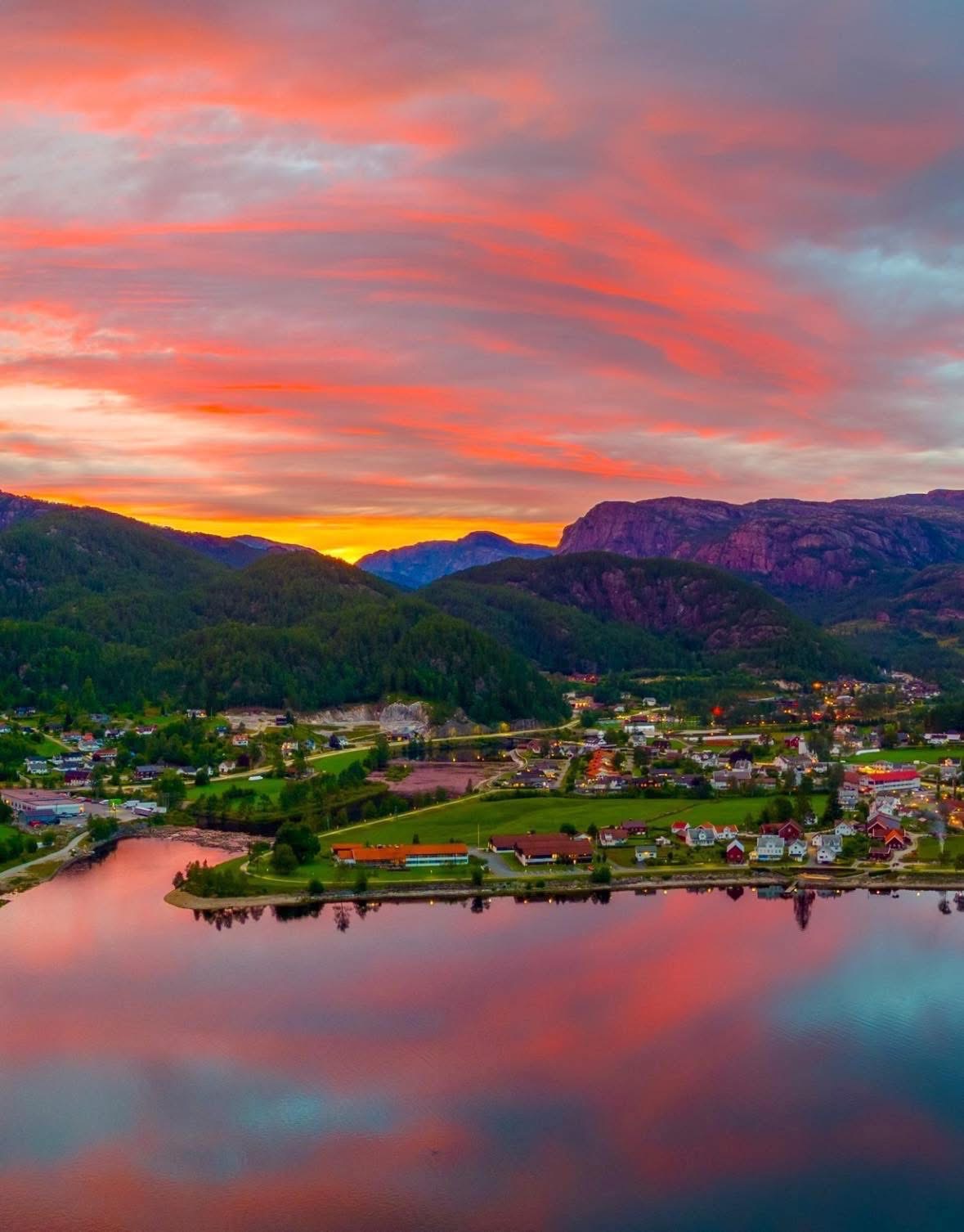Jaime Tanna on Substack: "“Good night” from Norway 🇳🇴 📸 Spectacular Norway"