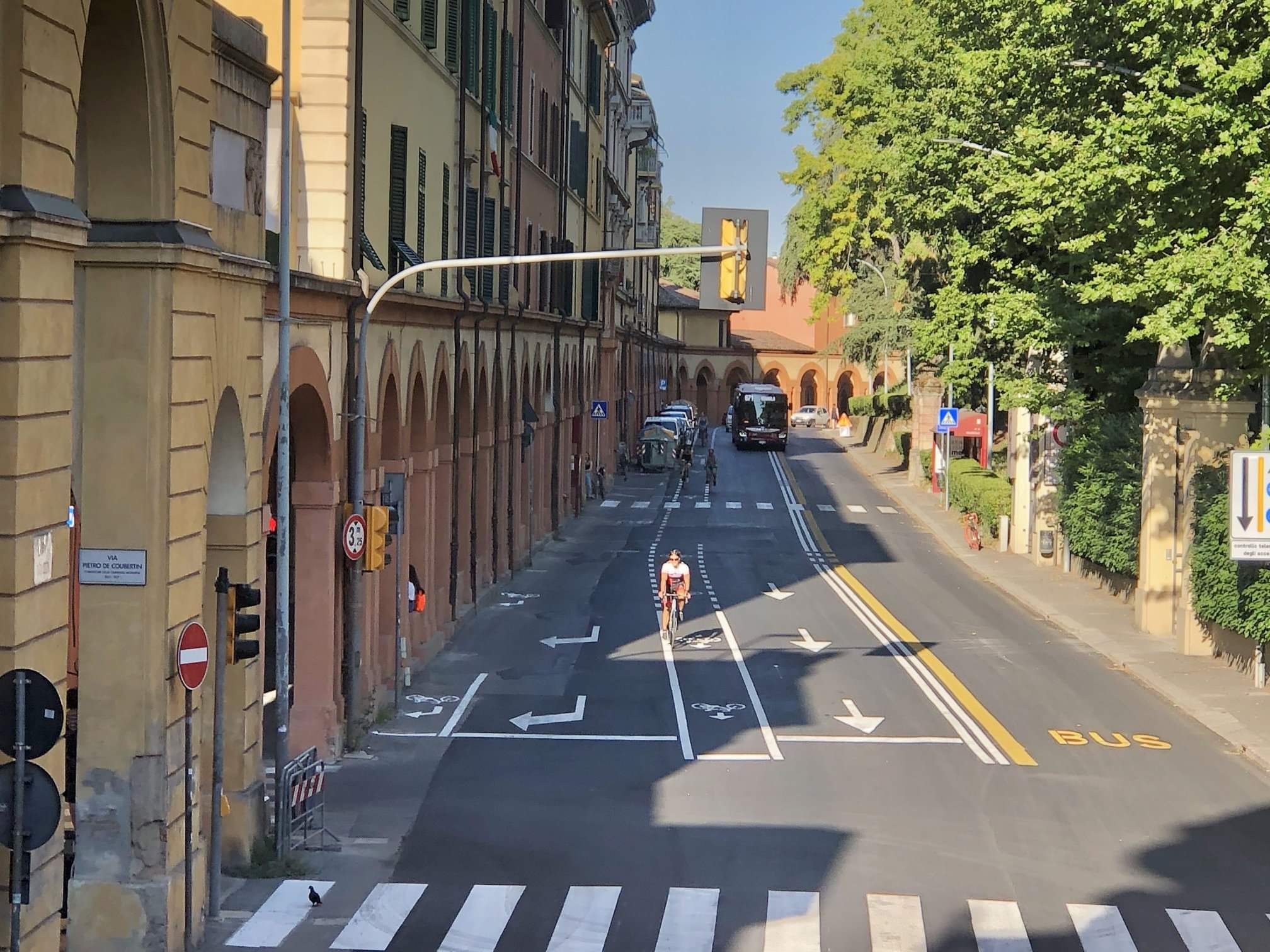 Demystifying the Contraflow Transit Lanes - by Marco Chitti