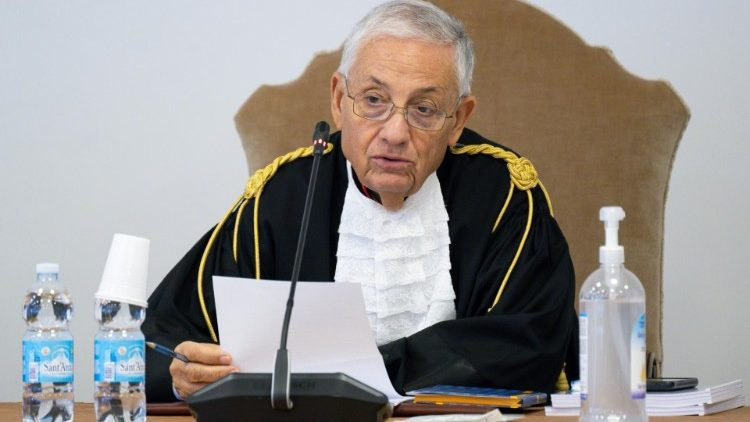 Vatican court tosses criminal complaint against journalist