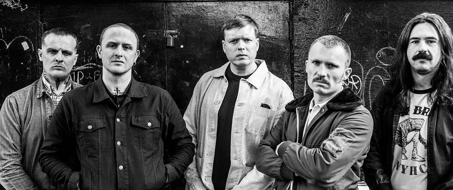 The 50 Best Rock Bands Right Now (#25-1) - RIOTRIOT