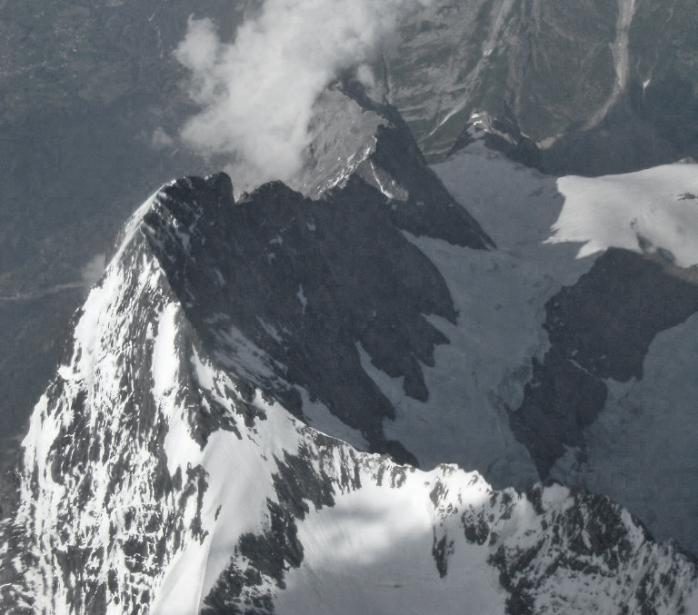 A short history of dying on the Eiger - by Ronald Turnbull