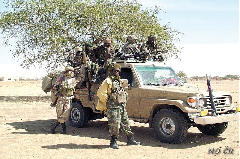 Toyota Hilux: The unexpected war machine.