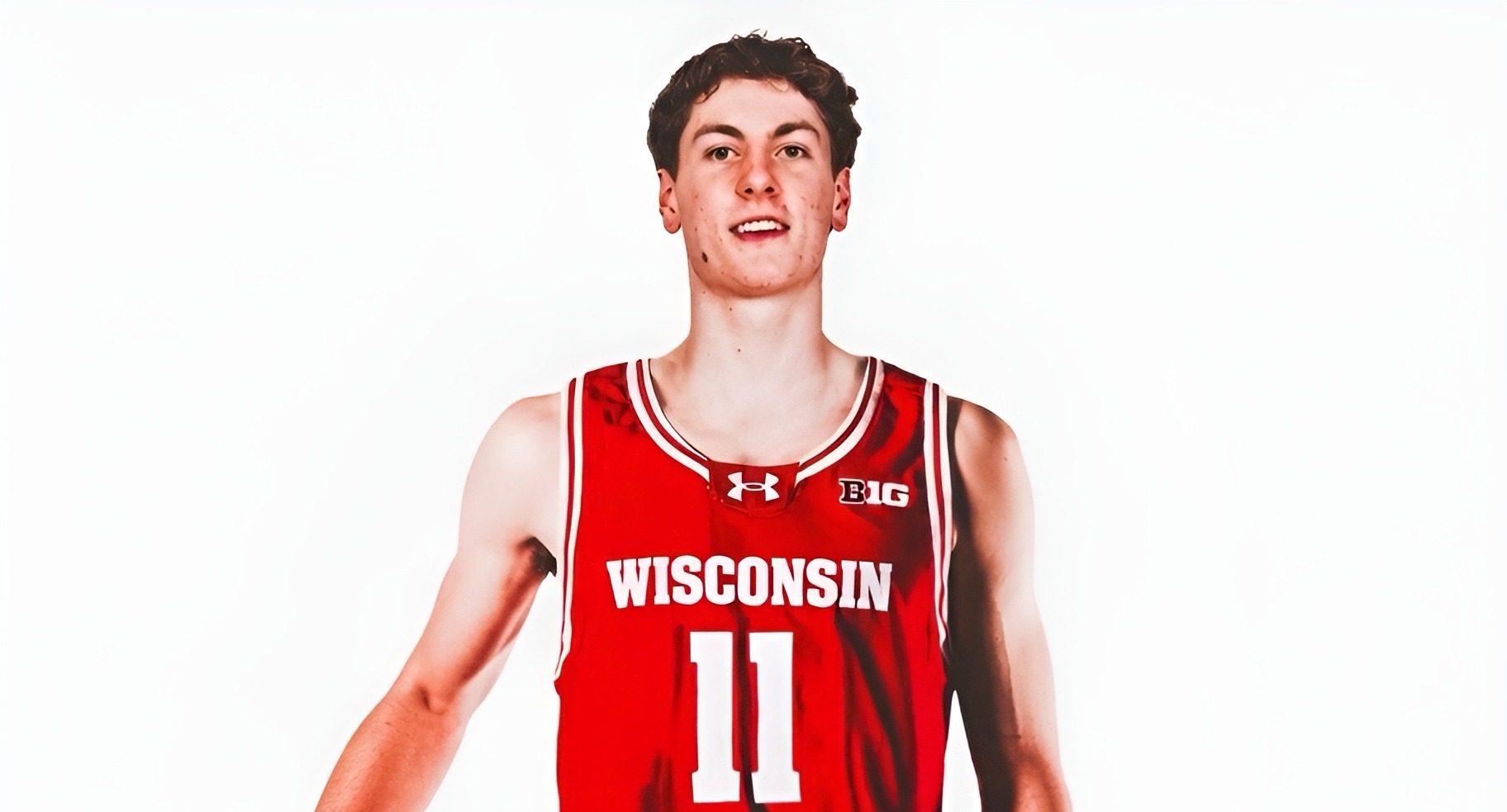 Wisconsin men’s basketball signs Australian forward Isaac Riddle