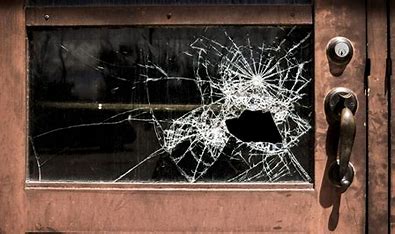 Understanding the Broken Windows Theory - by Mohit Manderna