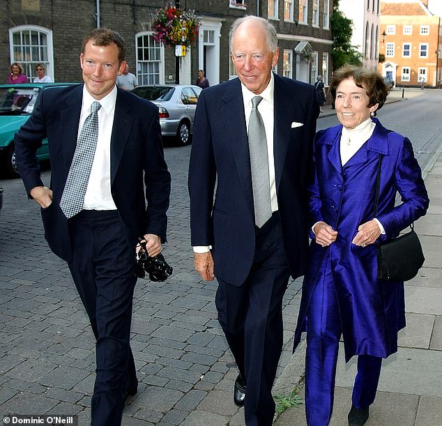 Reclusive Rothschild family millionaire dies in housefire in the ...