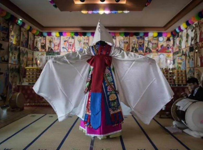 The Tale of Princess Bari & the Birth of Korean Shamanism