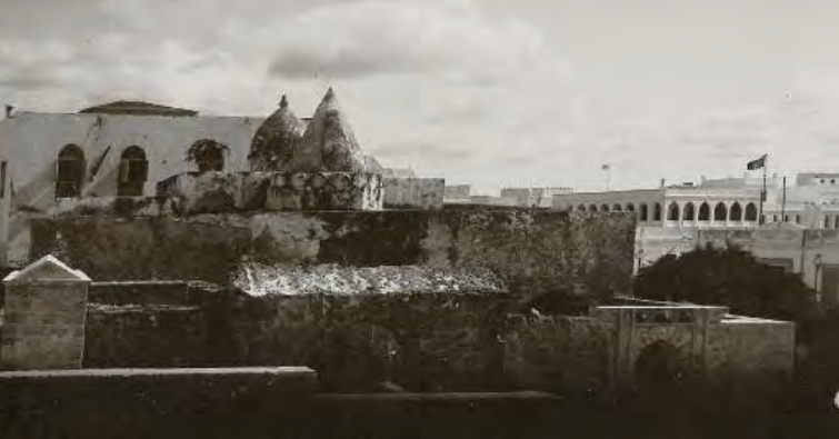 A complete history of Mogadishu (ca. 1100-1892)