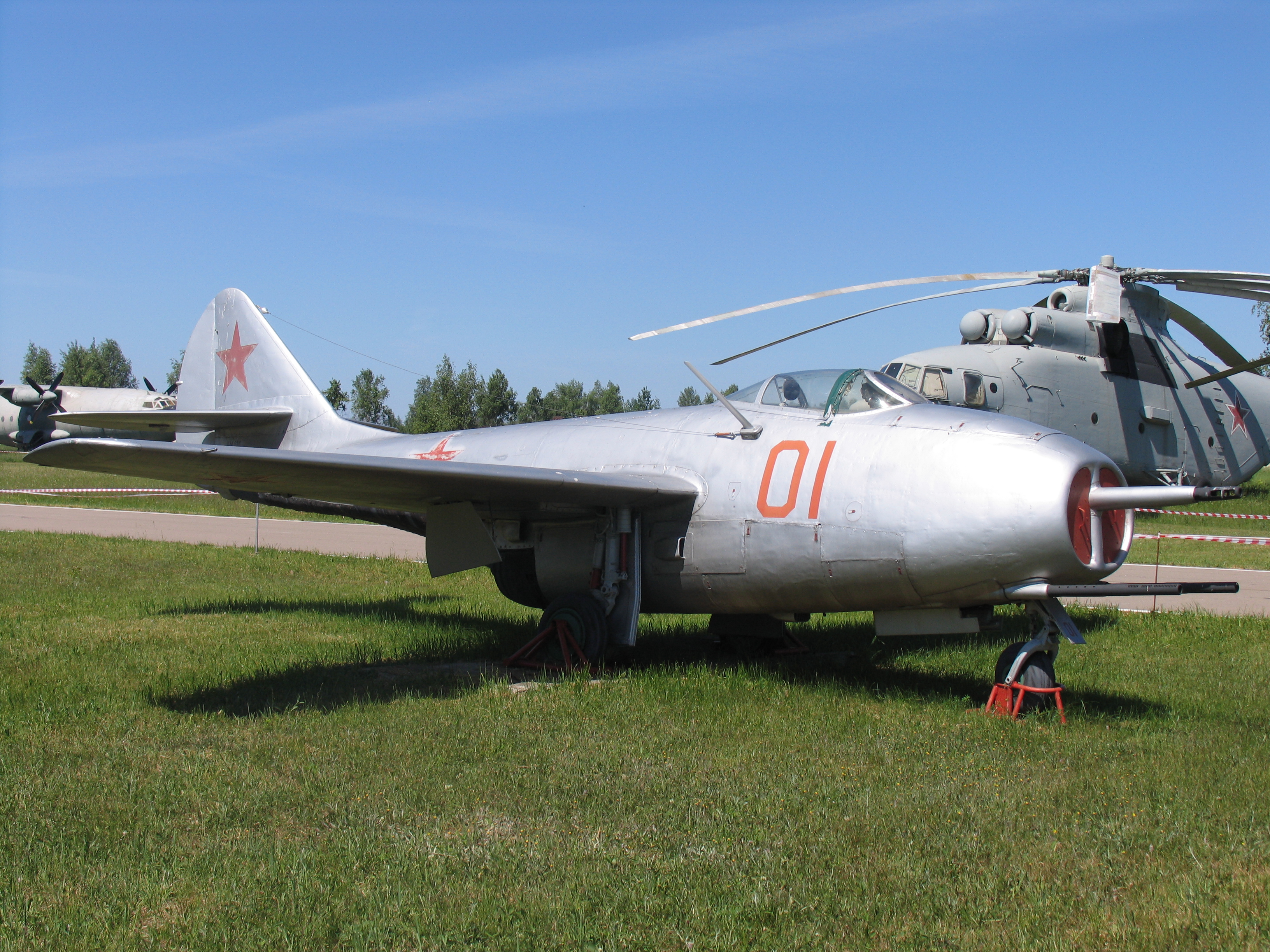 10 Smallest Jet Fighters - by Hush Kit