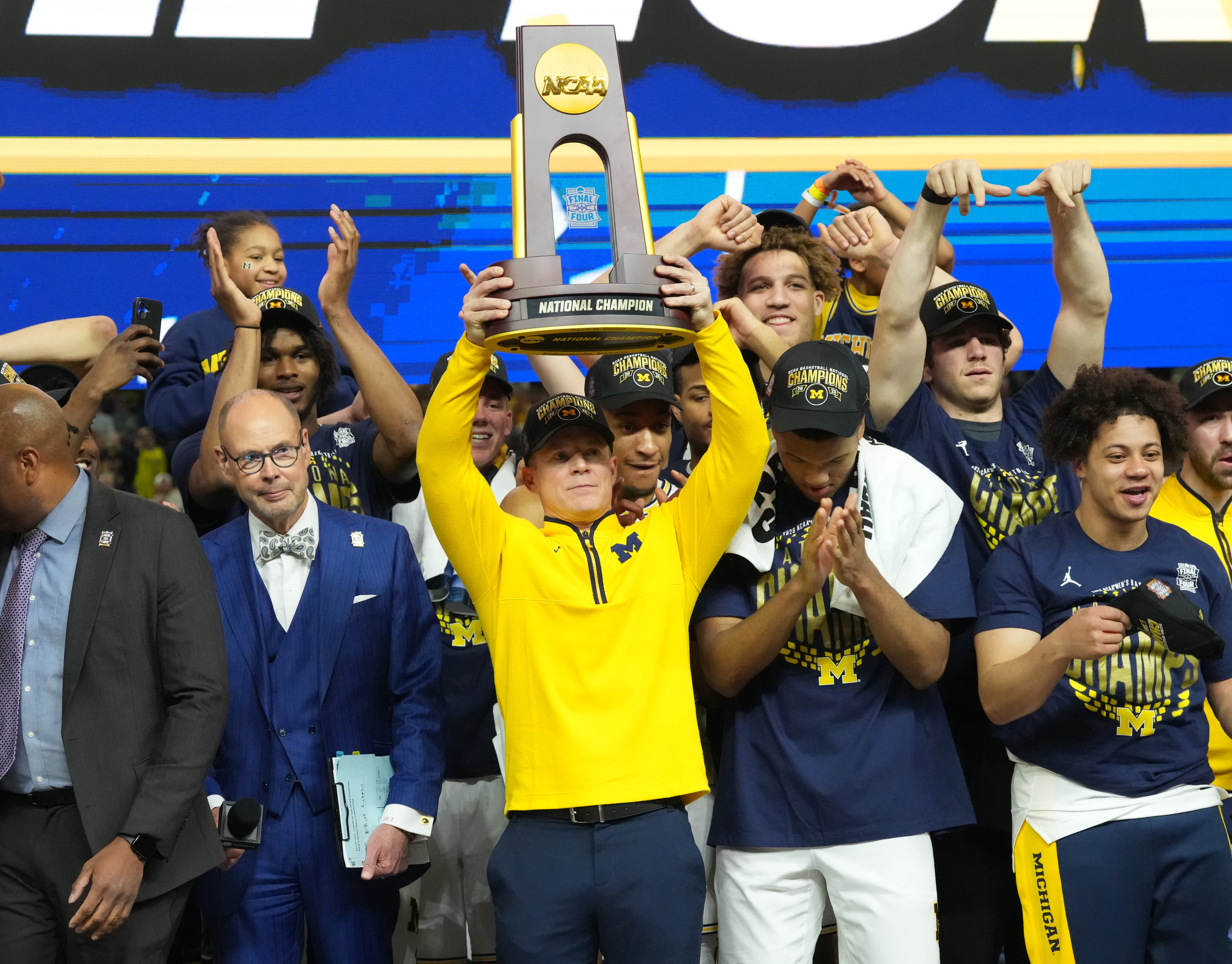 Anna and Dusty May: A Basketball Love Story. They Celebrated Michigan's ...