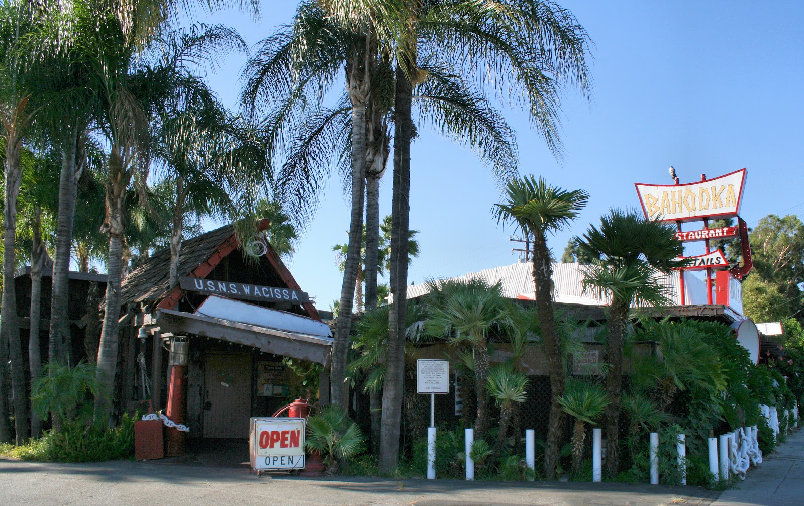 The Bahooka - by Bryan Castañeda - SoCal Food Culture