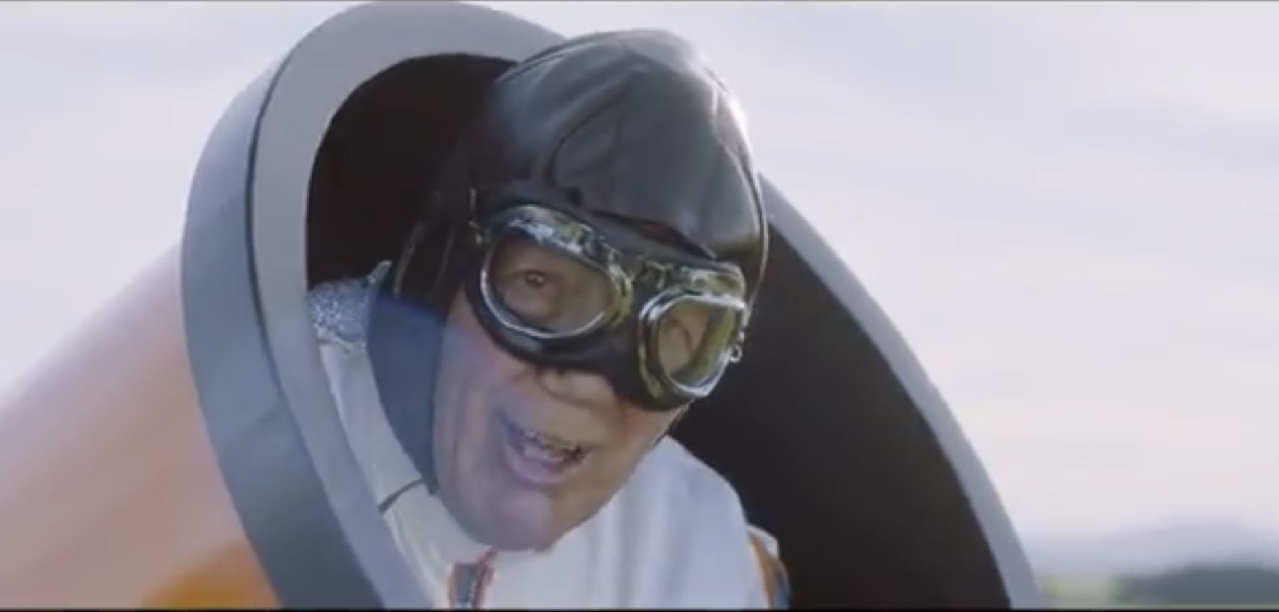 The day Sir Tim Shadbolt paid a visit to a group of 'skinheads'