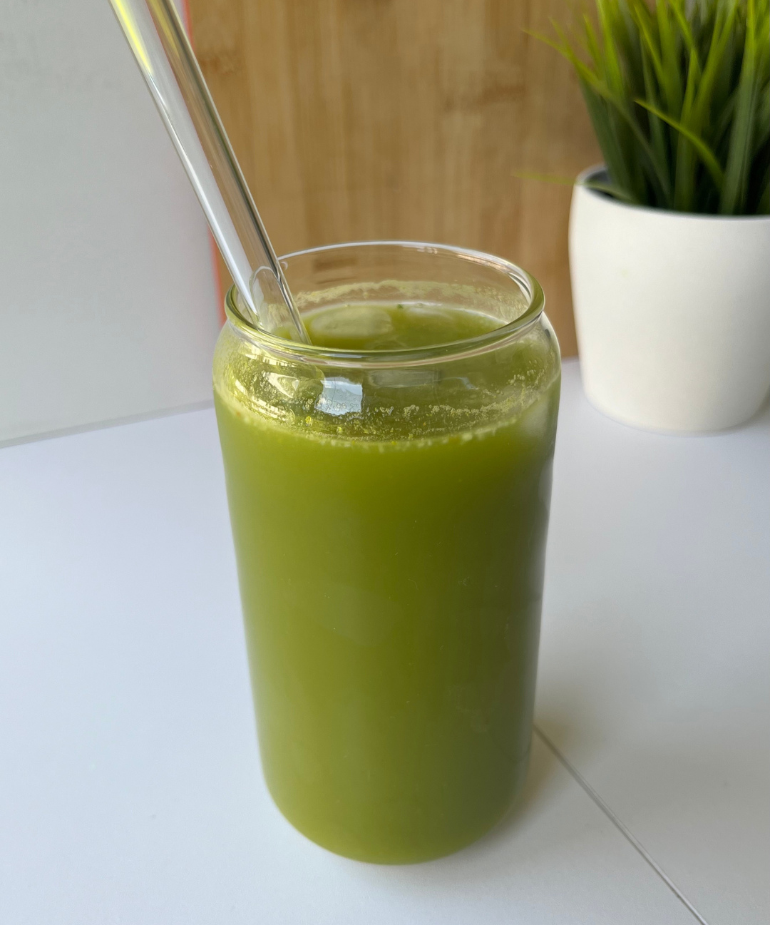 Green Glow Juice Recipe: The Ultimate Skin-Boosting Detox Drink