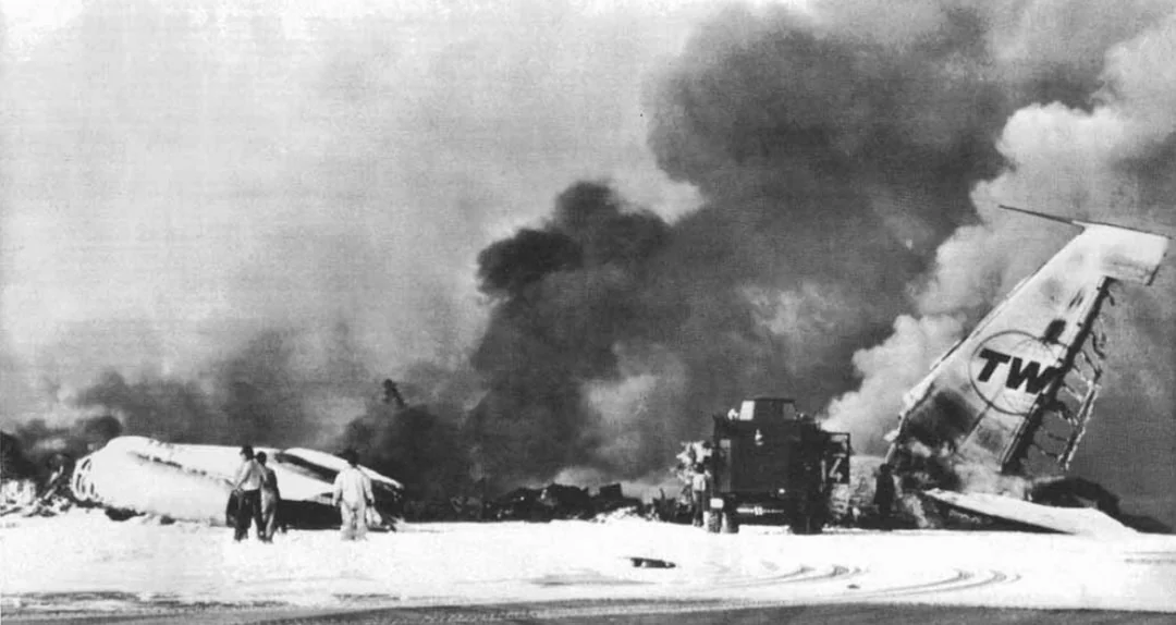 TWA Flight 800 – Runway Explosion in Rome (1964)