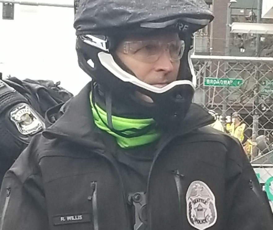 Nearly 50 Seattle patrol officers made over $200k last year