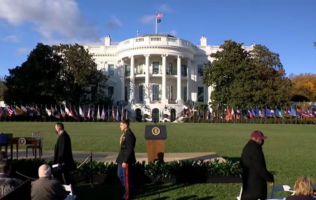 Urgent Alert: Secret Service and Bomb Disposal Teams Respond to ...