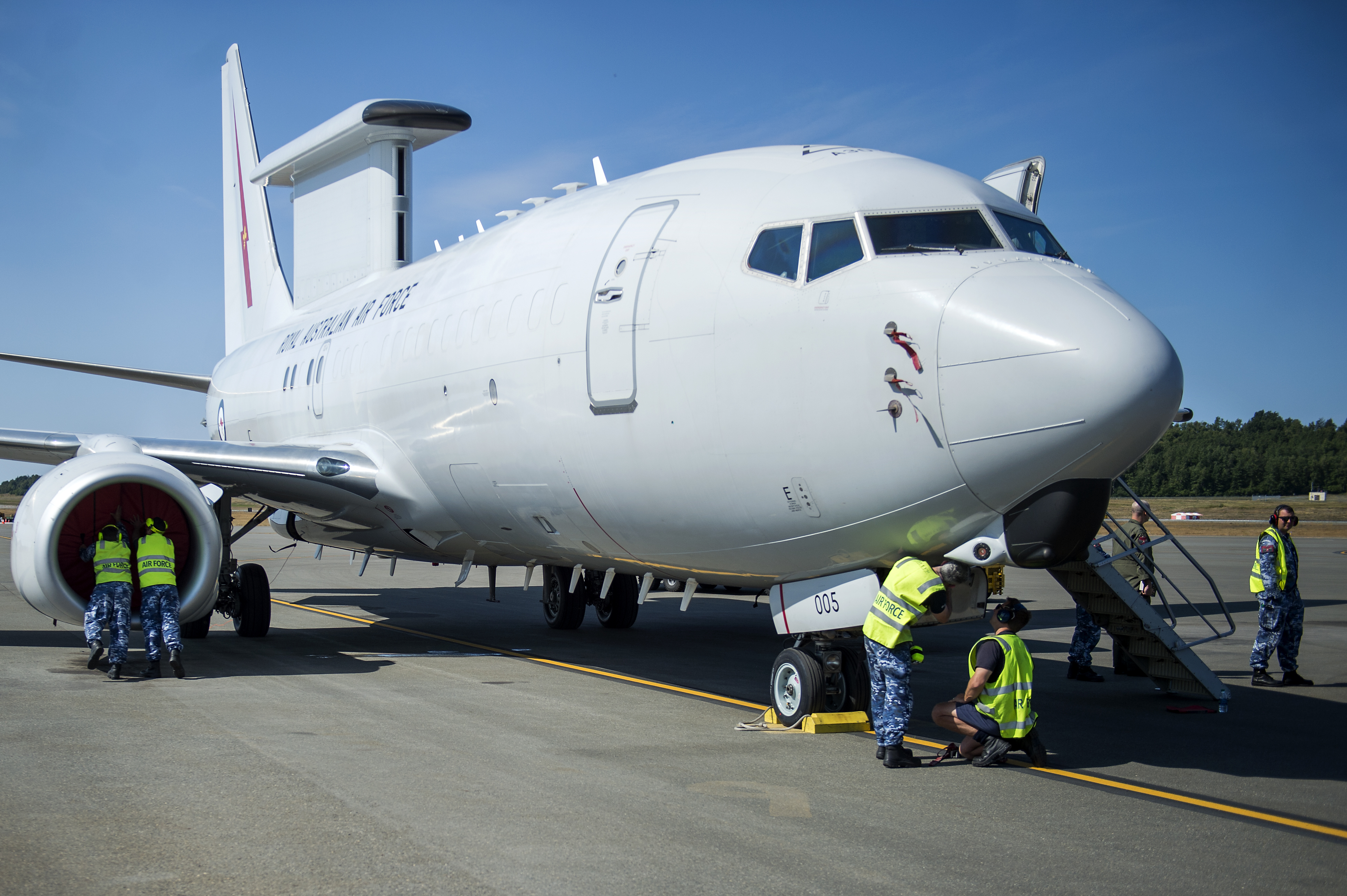 Australia’s E-7 Wedgetail AWACS is the Future of Airborne Command and ...