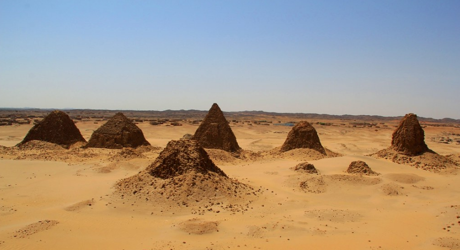 The pyramids of ancient Nubia and Meroe: death on the Nile and the ...