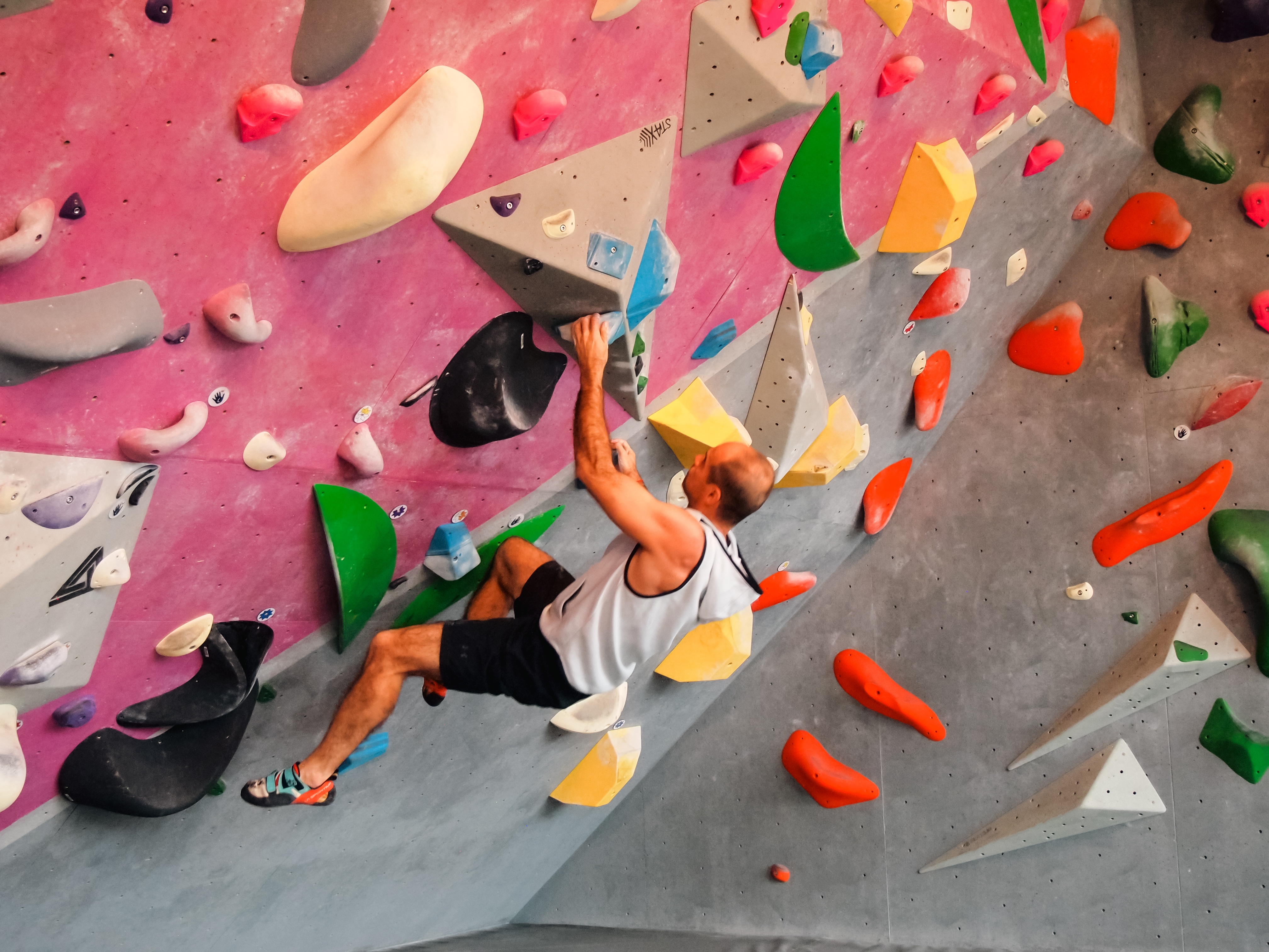 Climb Better, Not Harder: 5 Foundational Bouldering Techniques to Master
