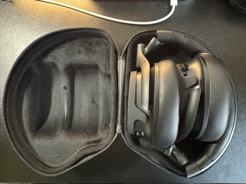 HEAVYS Heavy Metal Headphones Review - by Paul Lefebvre