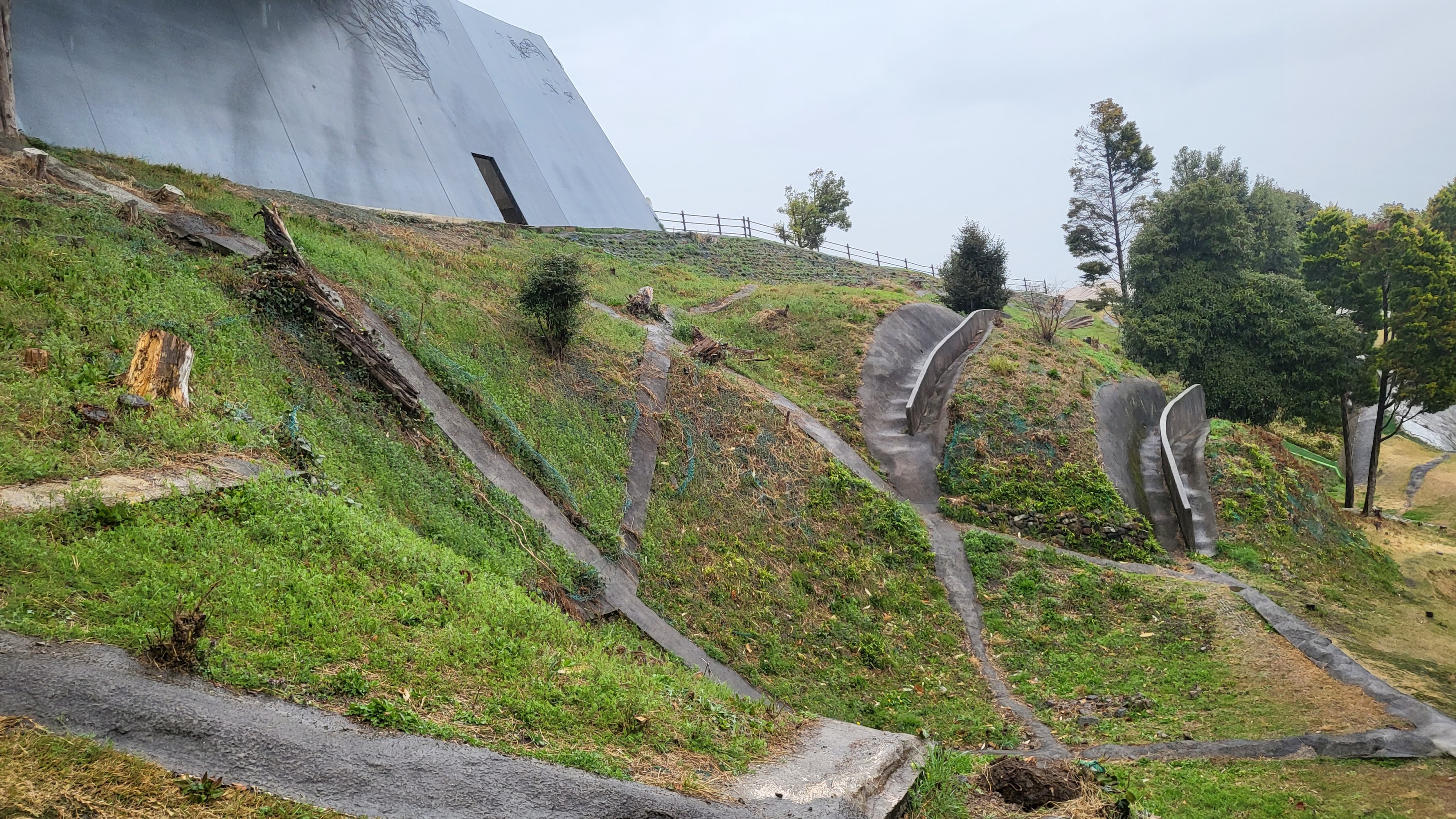 Exploring Japan's Site of Reversible Destiny: A Real-life 3D Game Level