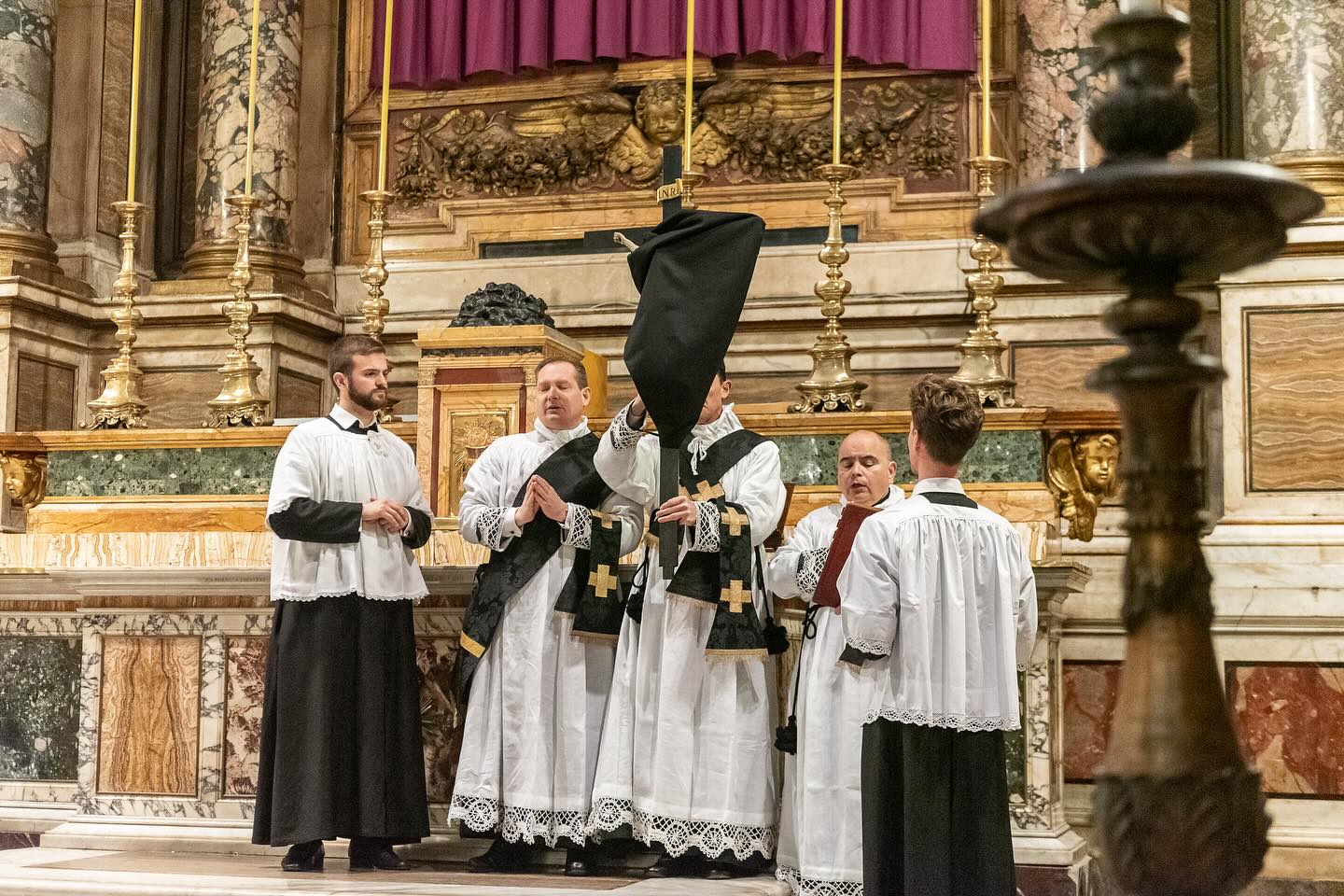 What is "veneration" of an icon? - by Hilary White