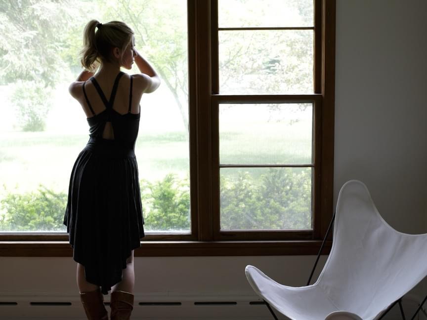 My boyfriend's wife. - by Scarlett Longstreet