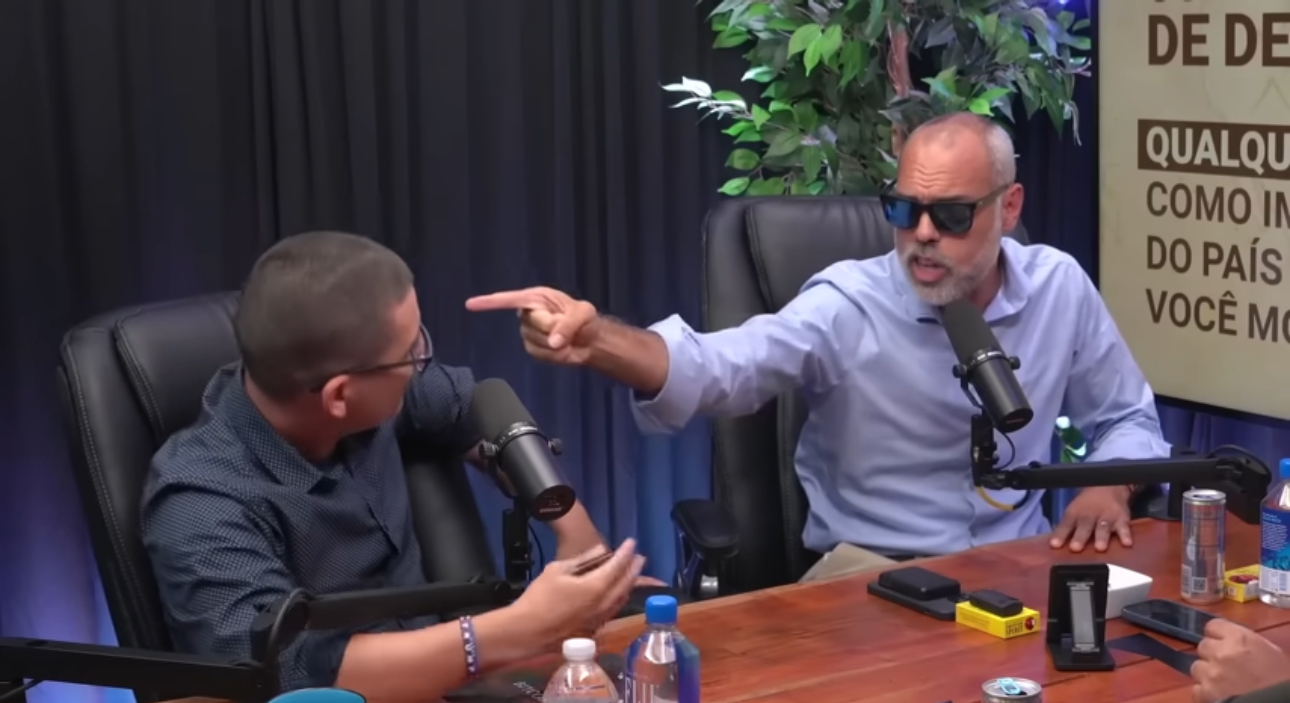 Renato 38 e Allan dos Santos: entre a racionalidade e o amor ao próximo