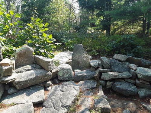 Hiking Arcadia Management Area in Rhode Island - by Sharon