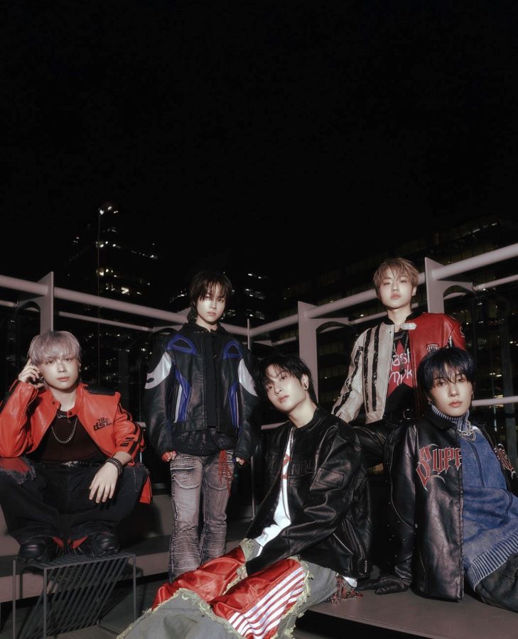 Catch the Young: A Group of Rocking K-pop Idols “Evolve” – Jae-Ha Kim