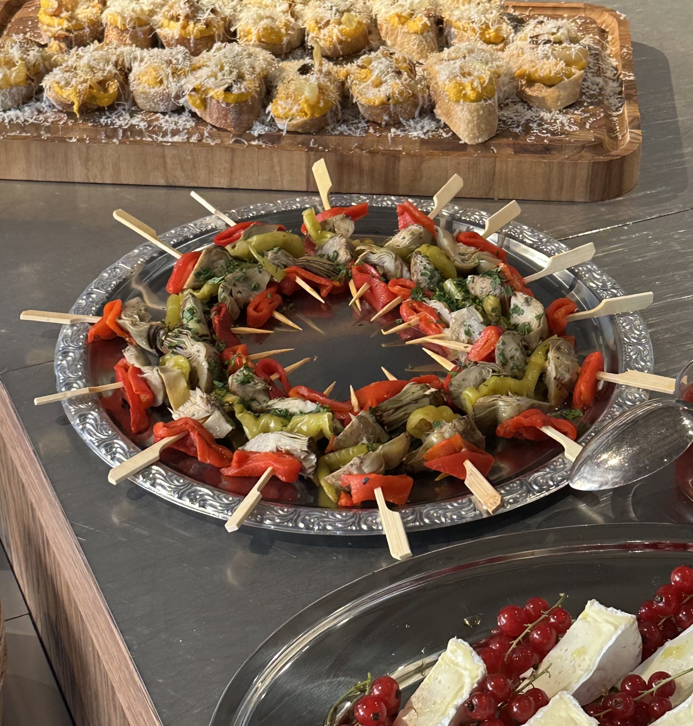 This Might Be The Greatest Bar Snack of All Time